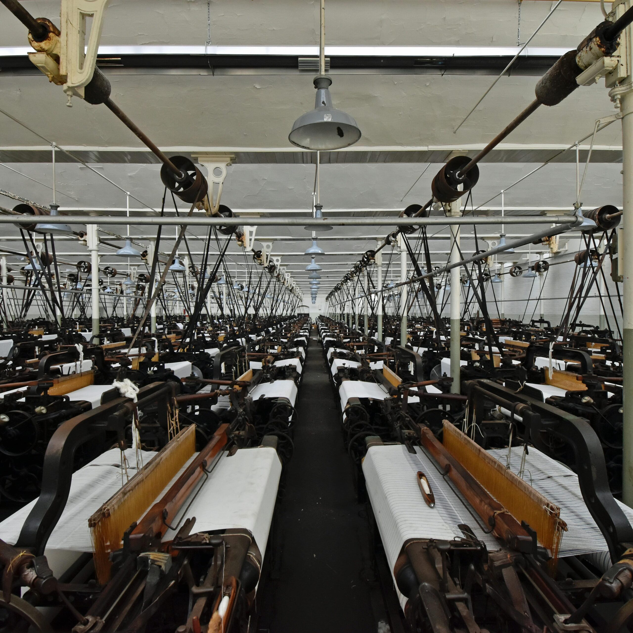 Revolutionizing Uniforms: The Future of Workwear Technology and Design ...
